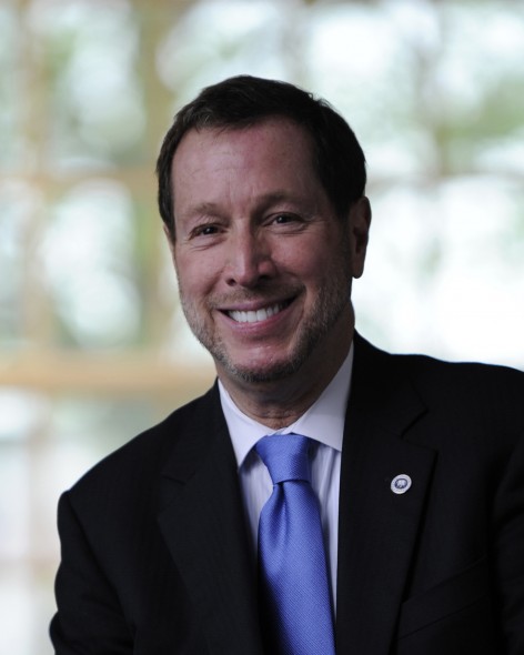 Drake University President David Maxwell will retire in June 2015 ...