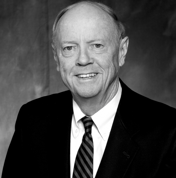 Russ Johnson Jr., 2015 recipient of the Weaver Medal of Honor - Drake ...