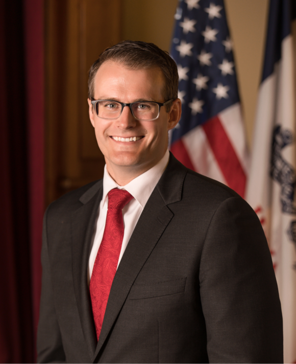 Drake Law School Announces 2021 Alumni Award Winners - Drake University ...