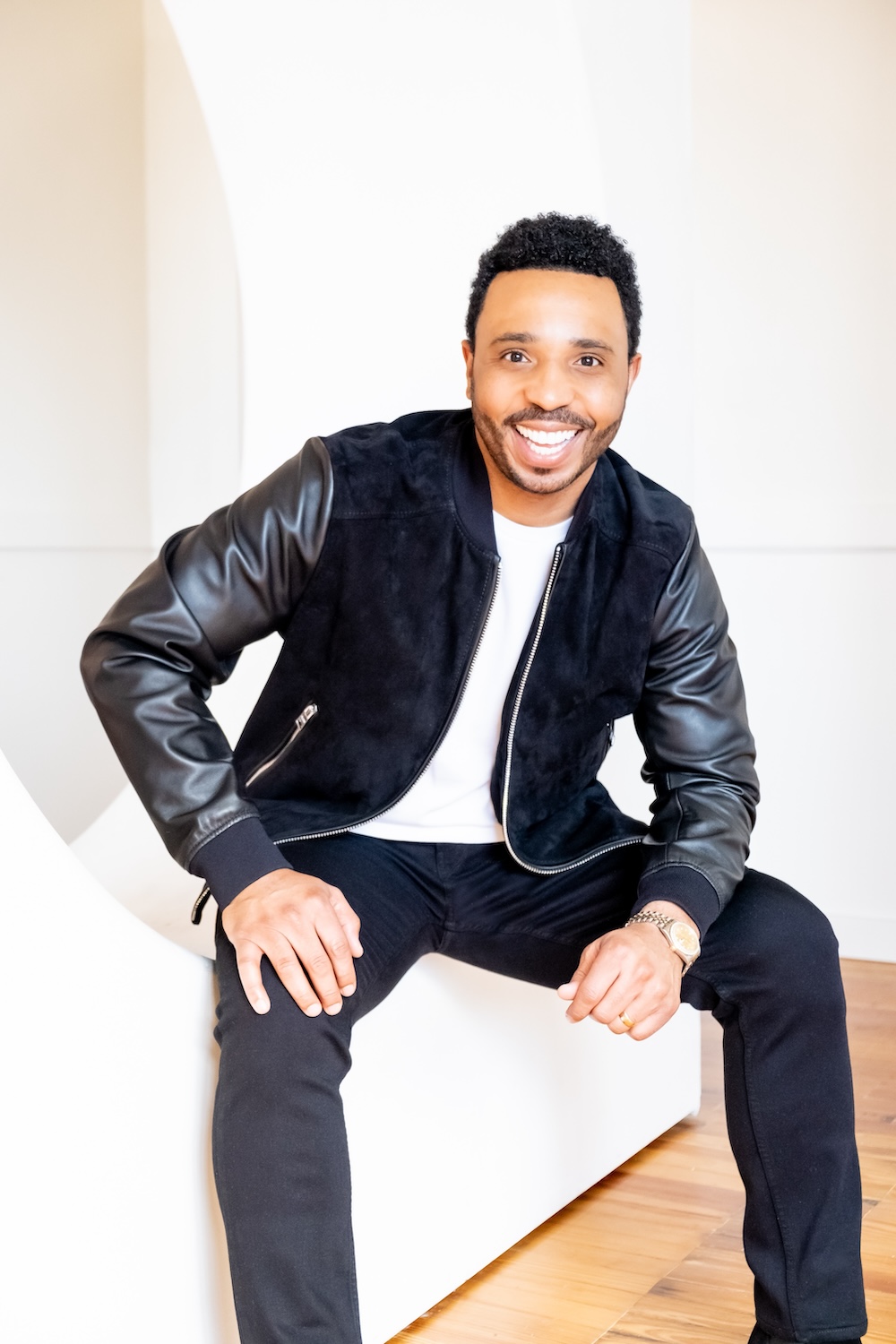 JJ Moses to receive Robert D. and Billie Ray Character Award - Drake ...