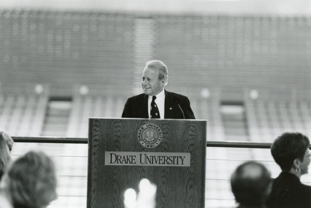 Remembering University Benefactor and Longtime Trustee Bill Knapp ...
